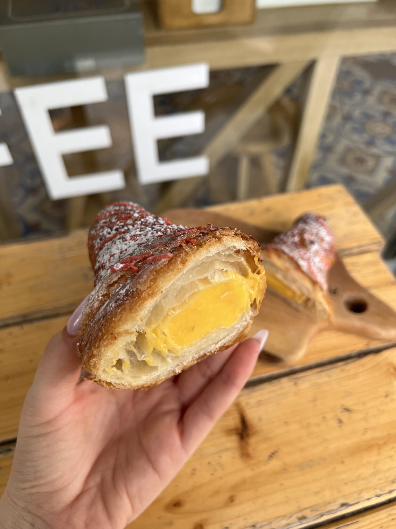 Croissant Crema Vanilie - Bread & Spices